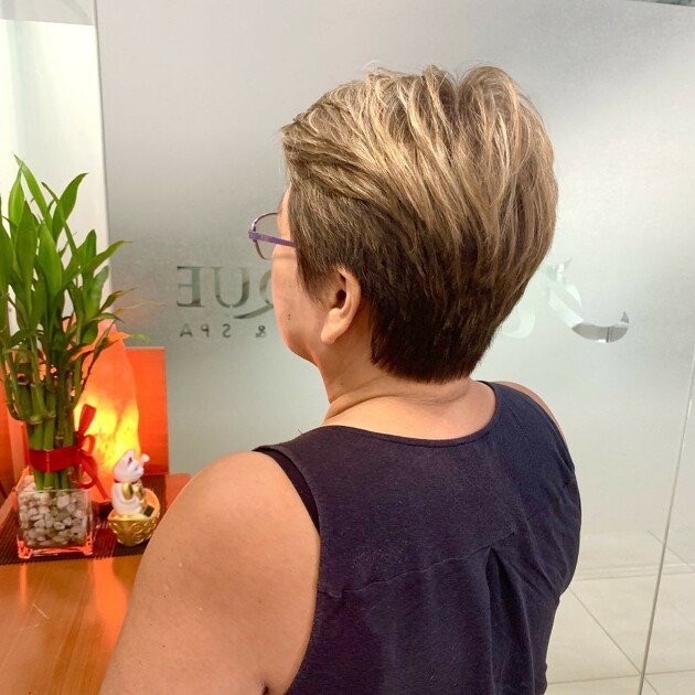 (Short) Senior Stylist Haircut + Full Color & Highlights (1-2 colors)